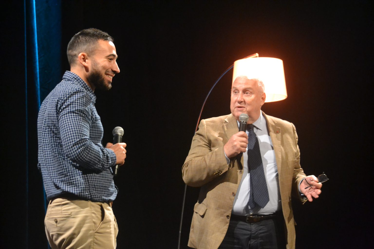 Revivez la conférence du Colonel Jacques Hogard à Moissac - Ville de ...
