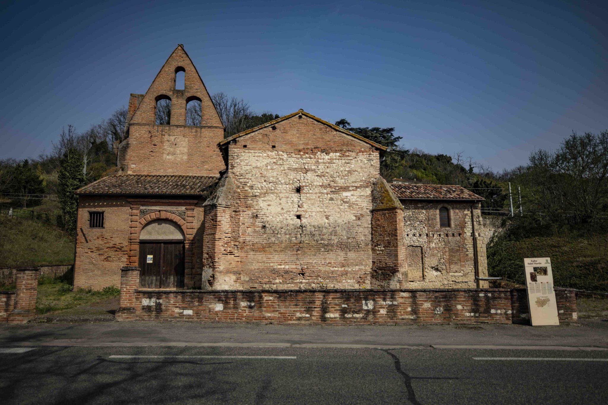 L'Église Saint-Martin et son balnéaire gallo-romain - Ville de Moissac
